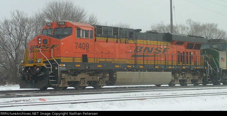 BNSF 7409